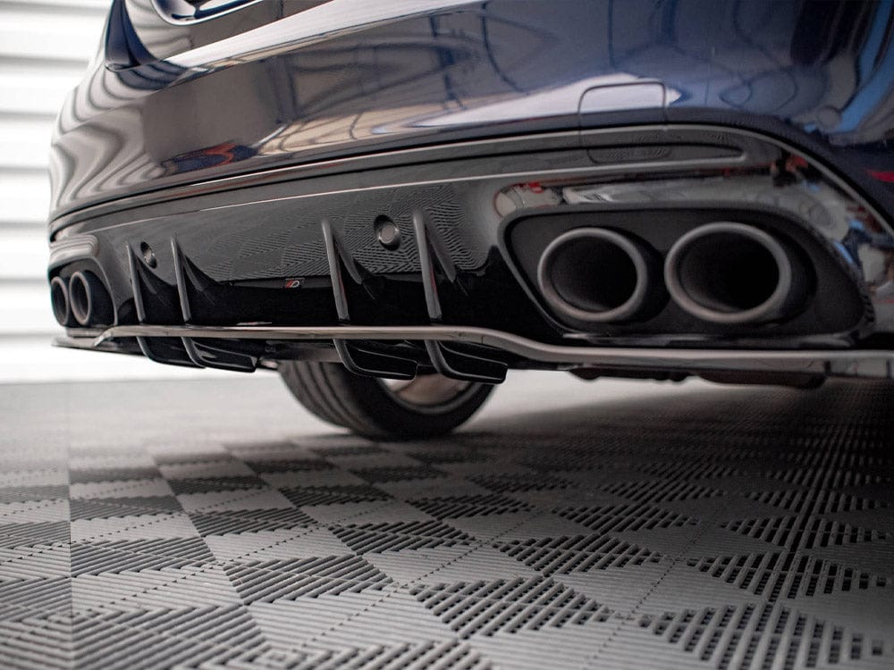 Central Rear Splitter (Vertical Bars) Mercedes AMG C 43 Sedan W205 Fac
